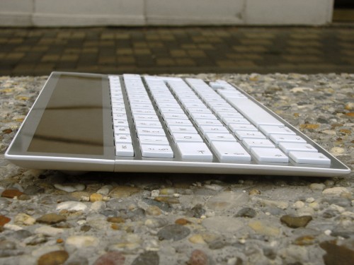 Logitech K760 – klávesnice pro tři zařízení – Jablíčkář.cz