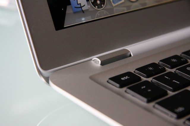 Historie Apple produktů: První MacBook Air – Jablíčkář.cz
