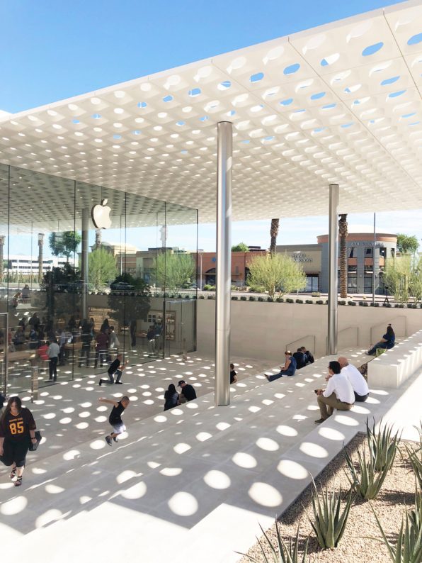 Prohlédněte si nejkrásnější Apple Store na světě, který získal ...