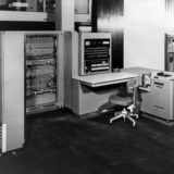 Zpátky do minulosti: IBM 701 a Impérium vrací úder (21. 5. 2021 ...