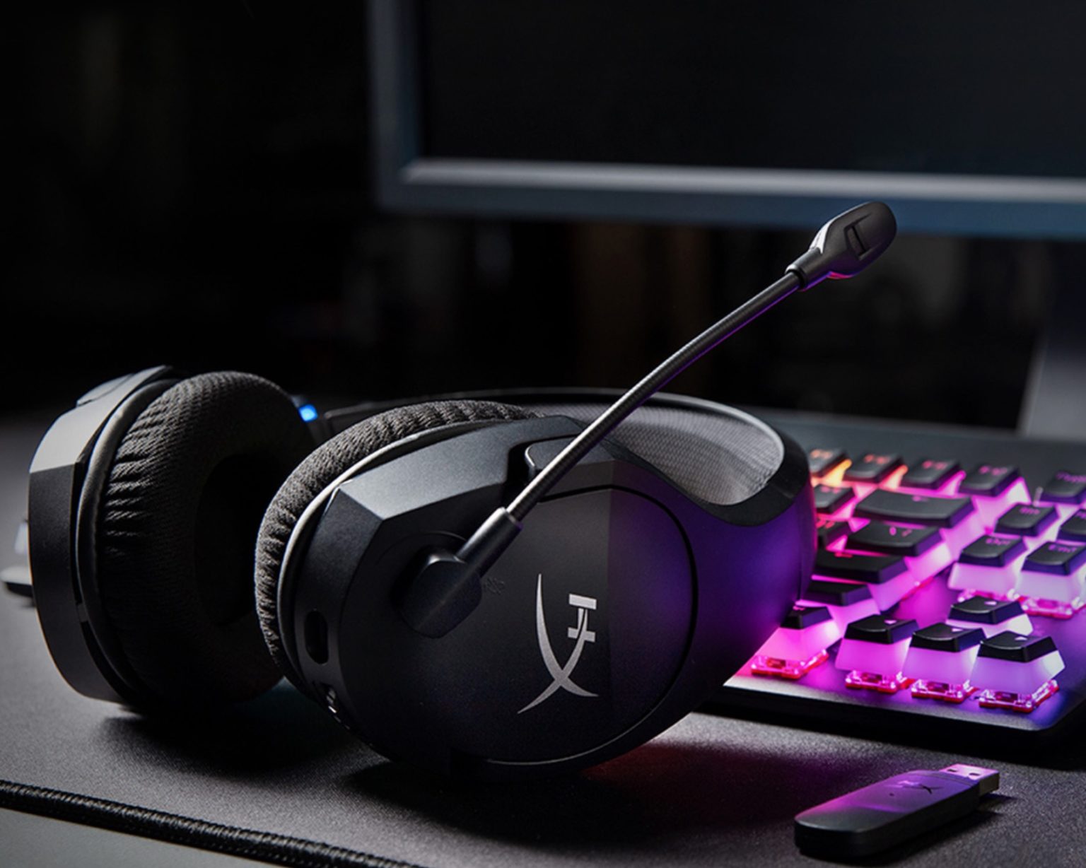 Souhrn dne: Zneužití Twitteru, HyperX pod HP, nedostatek PS5 a nová ...
