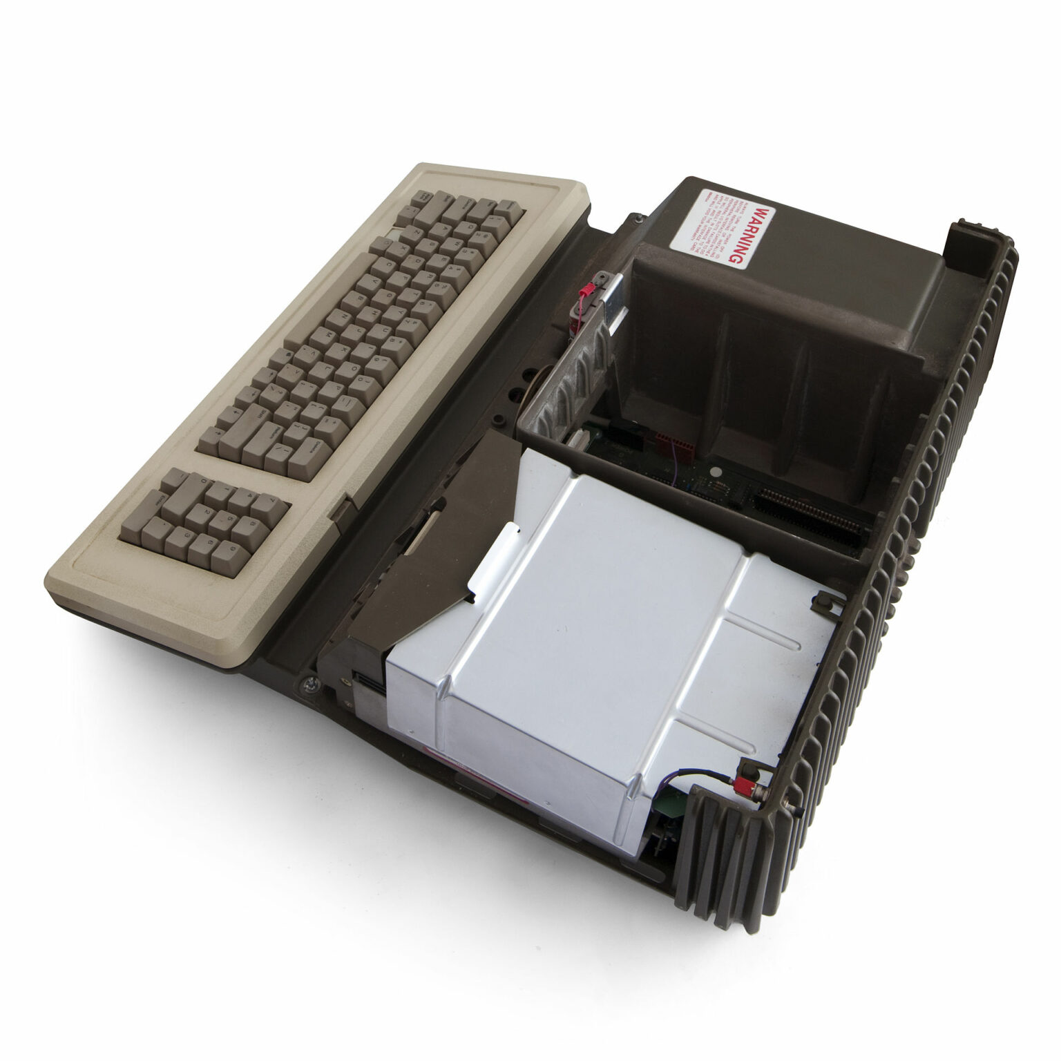 Zpátky do minulosti: Apple III a první Apple Store (19. 5. 2021 ...