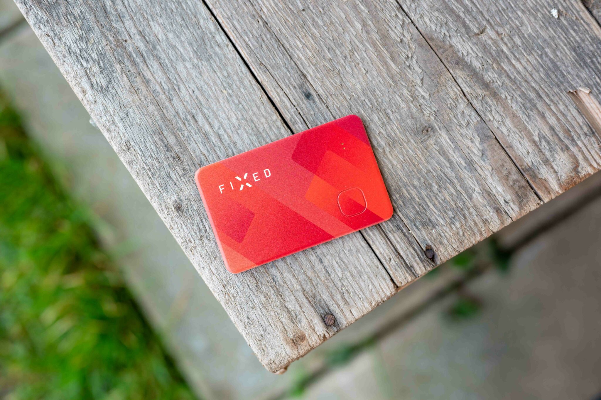 Recenze FIXED Tag Card: Placatý AirTag do peněženky – Jablíčkář.cz