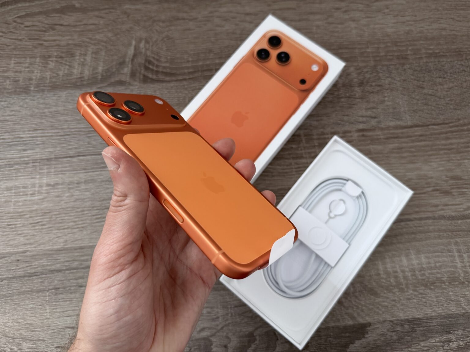 iPhone 17 Pro Max recenze: Je to větší upgrade, než si myslíte ...